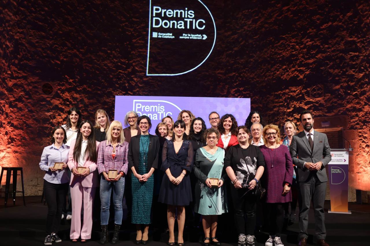 Els 'Premis DonaTIC 2023' reconeixen set dones i dues entitats com a referents en l'àmbit ...